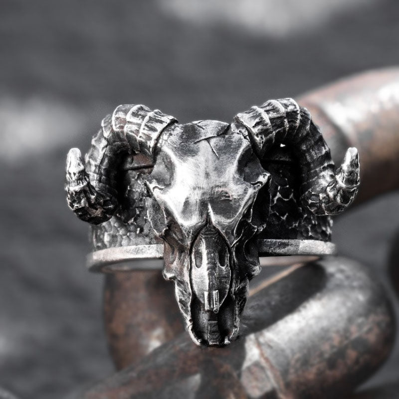Hellram Skull Ring – Outlawseager